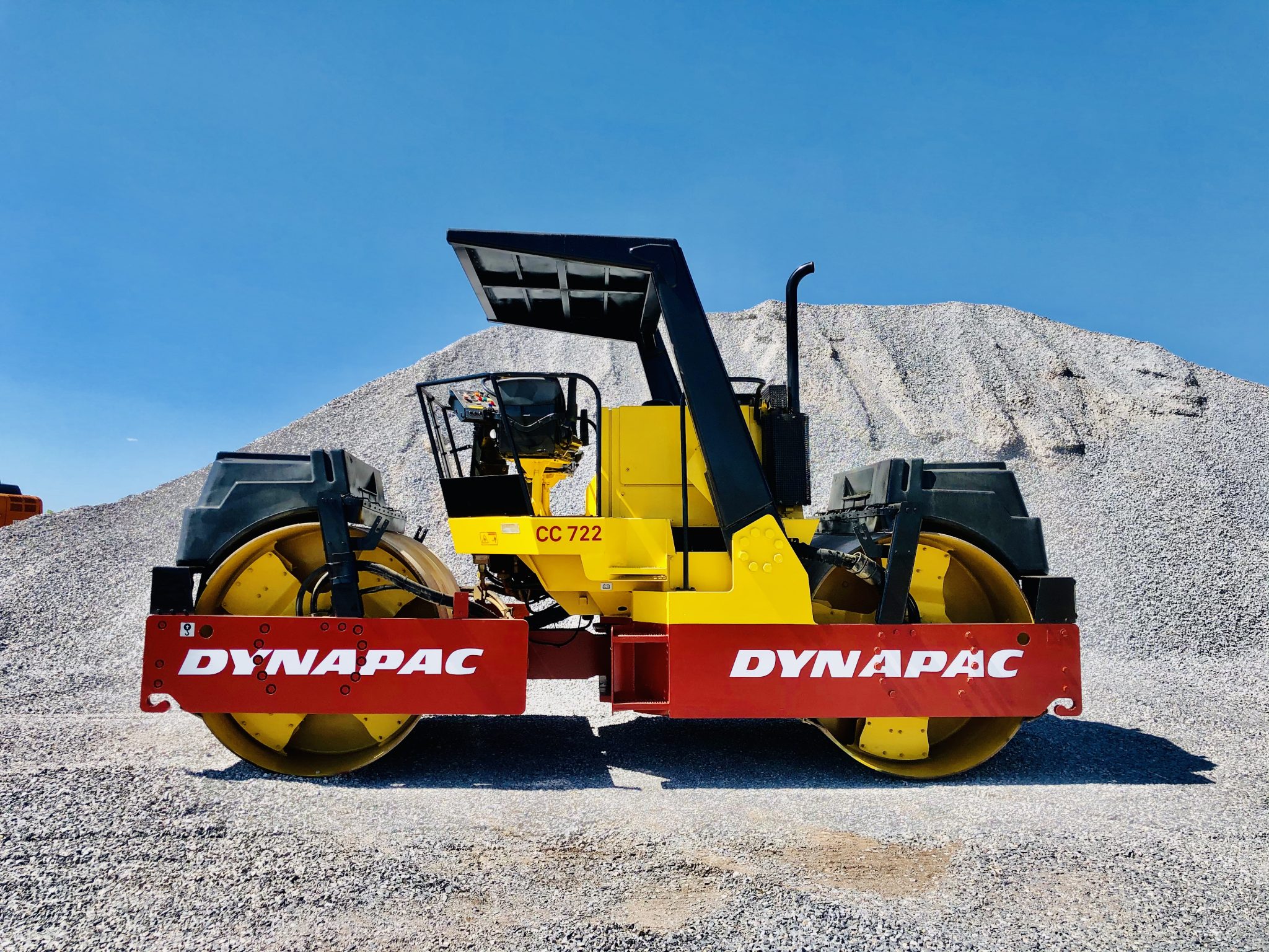 Dynapac CC722 – Swift Company