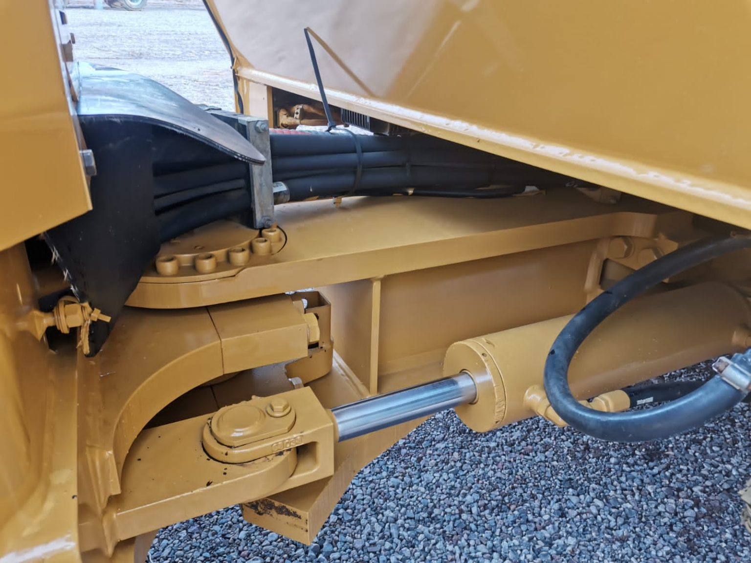 Caterpillar CB54 XW – Swift Company